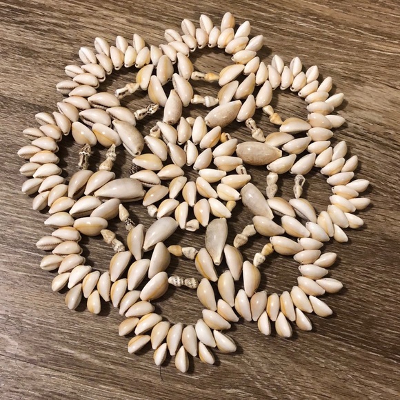 Vintage | Accents | Vintage Beach Boho Cowrie Shell Mat Trivet Gallery ...